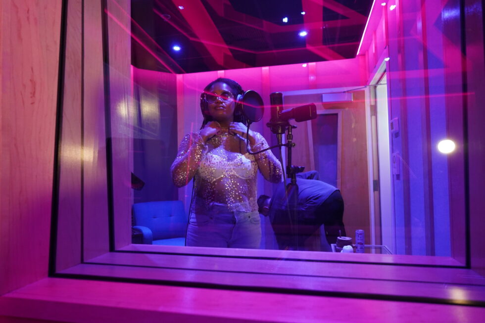 Master Rap Mixing and Mastering: Expert Tips & Techniques | Bay Eight ...